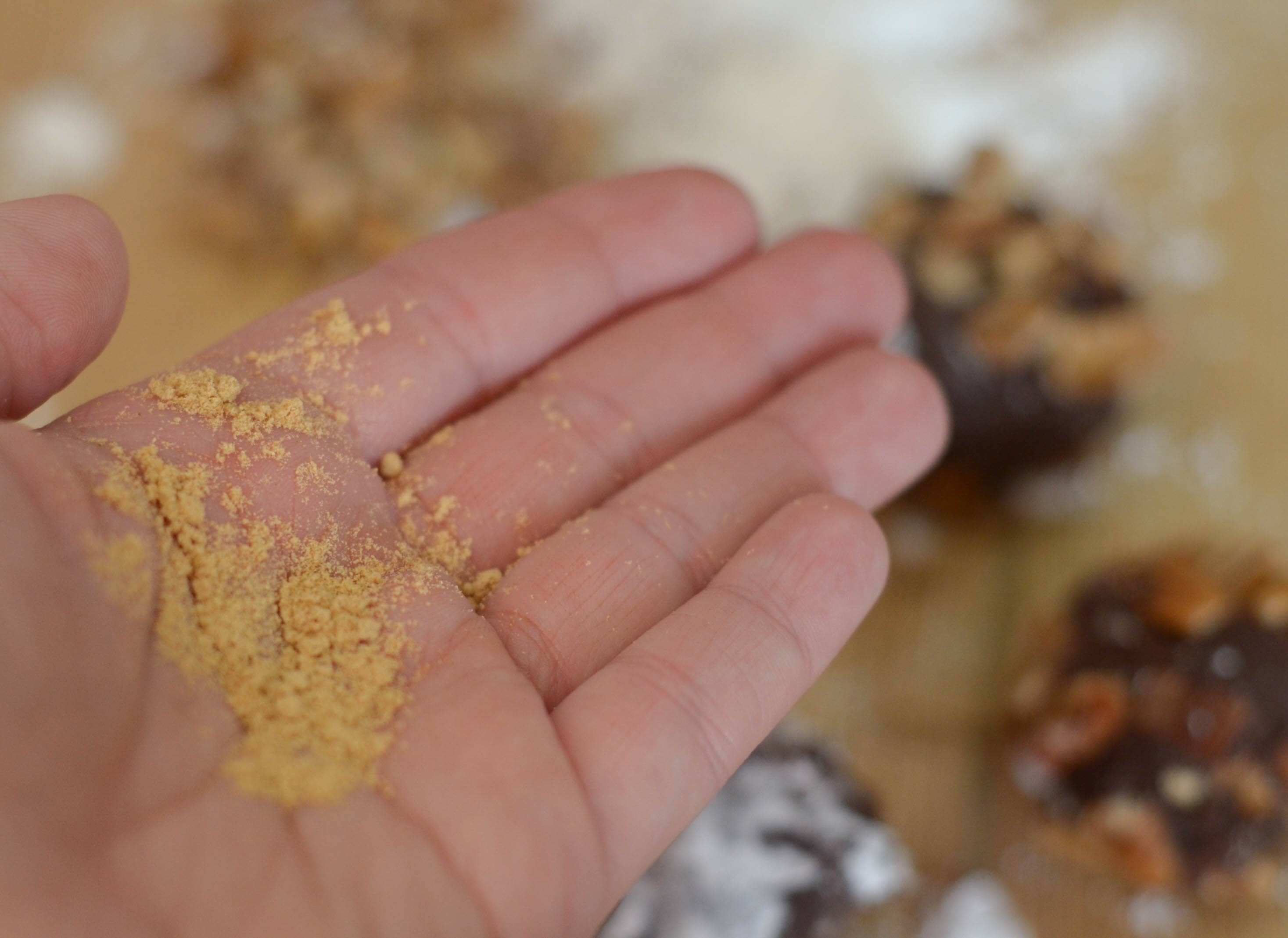 Magical Bittersweet Chocolate Truffles - Mommy Hates Cooking