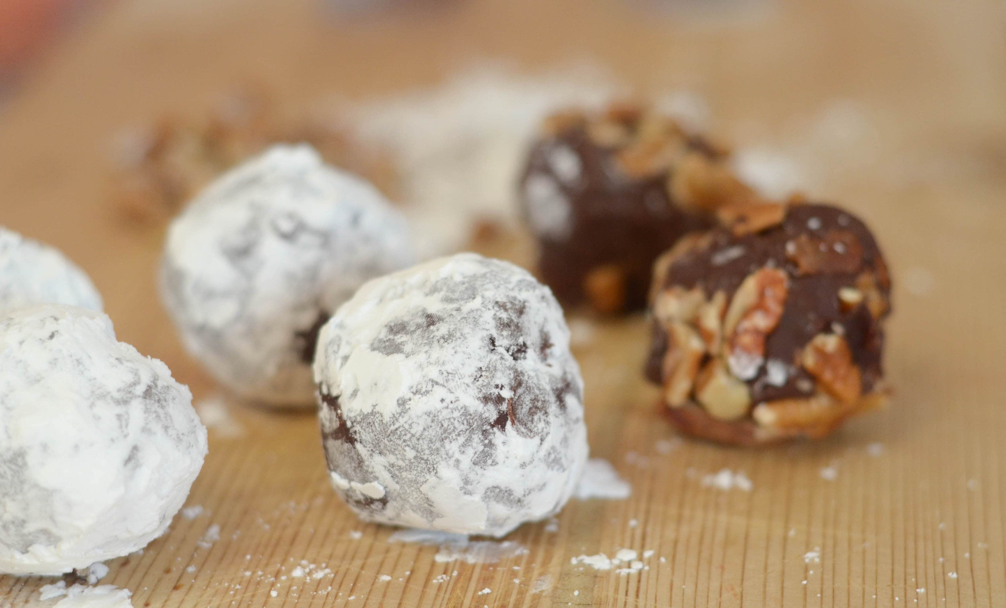 Magical Bittersweet Chocolate Truffles - Mommy Hates Cooking