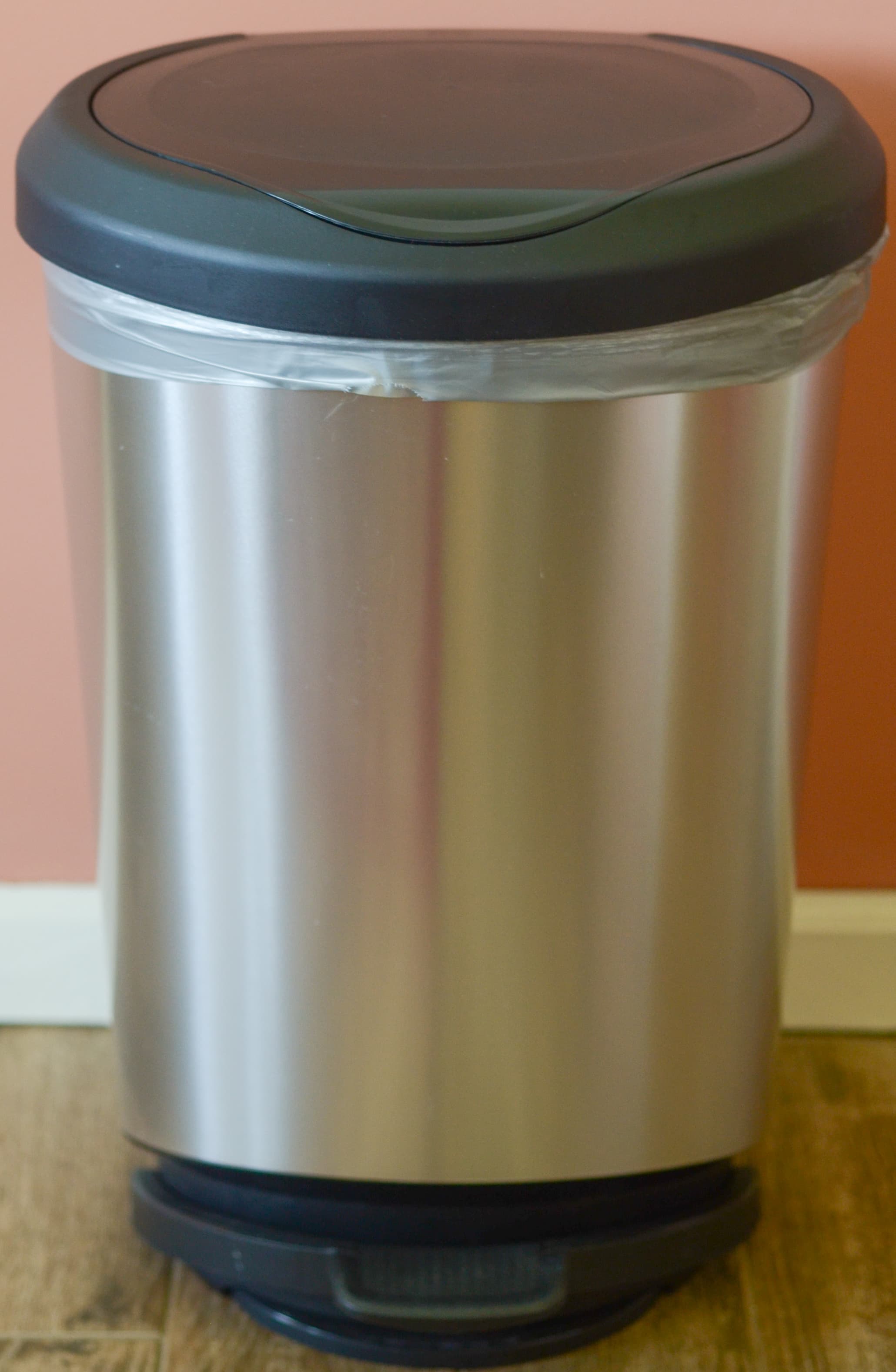 Trash Bag Storage Hack with Color Scents - Mommy Hates Cooking