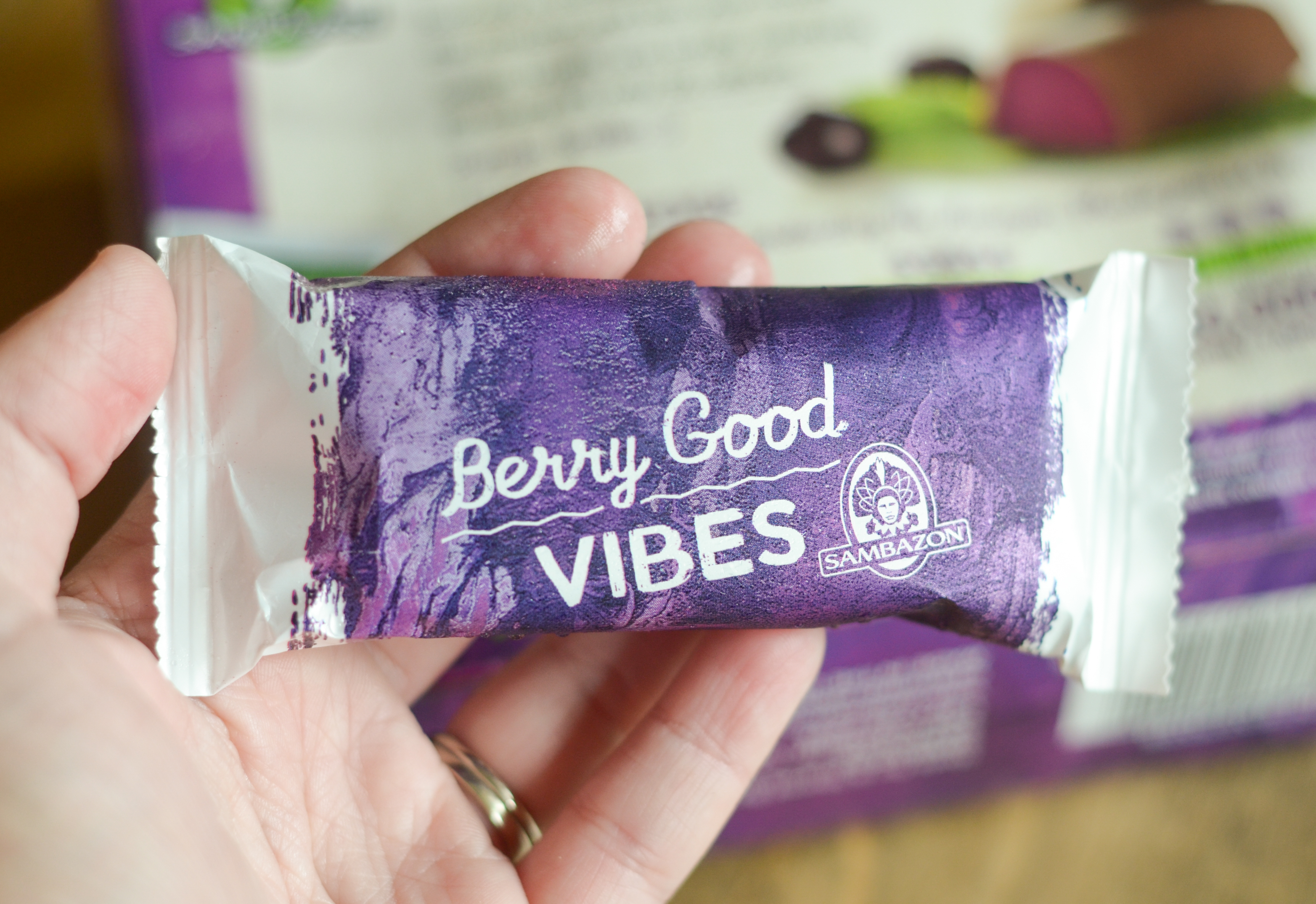 Satisfy Cravings with Sambazon Superfruit Bites - Mommy Hates Cooking