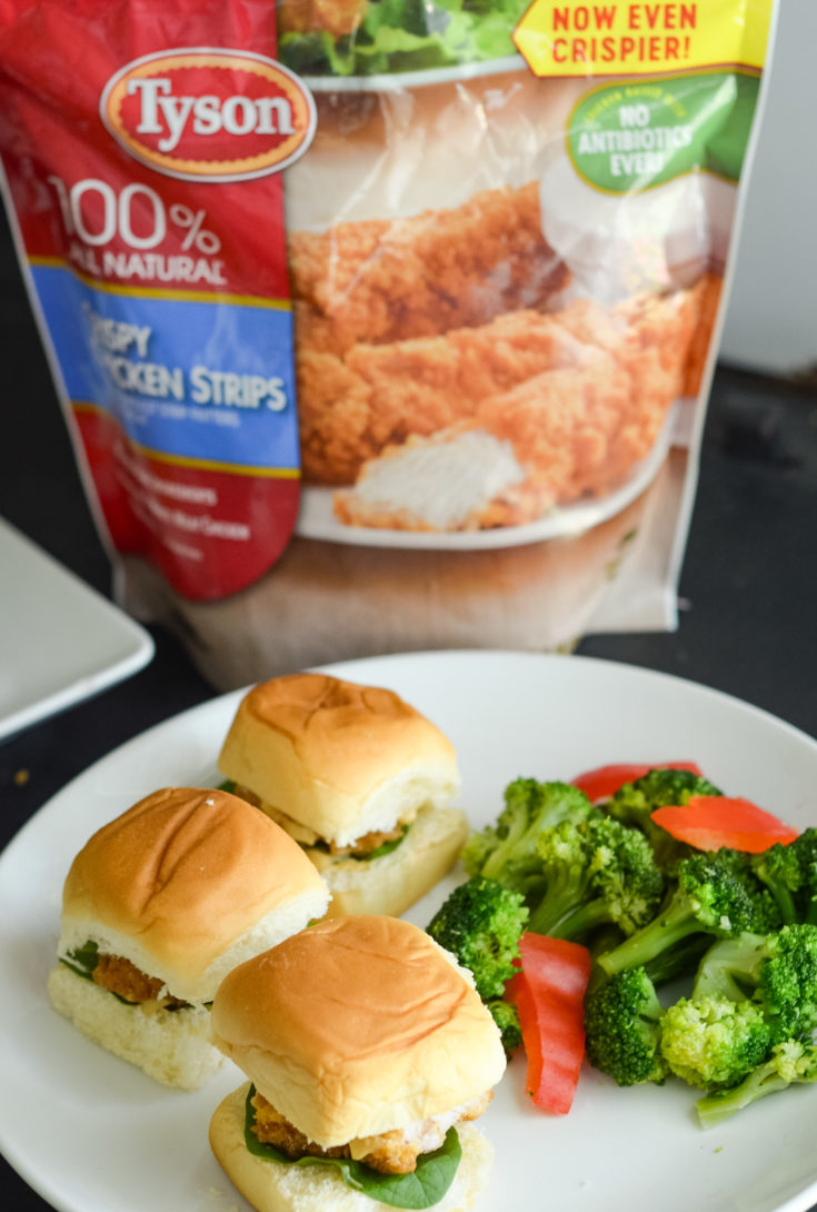 Easy Crispy Chicken Sliders - Mommy Hates Cooking