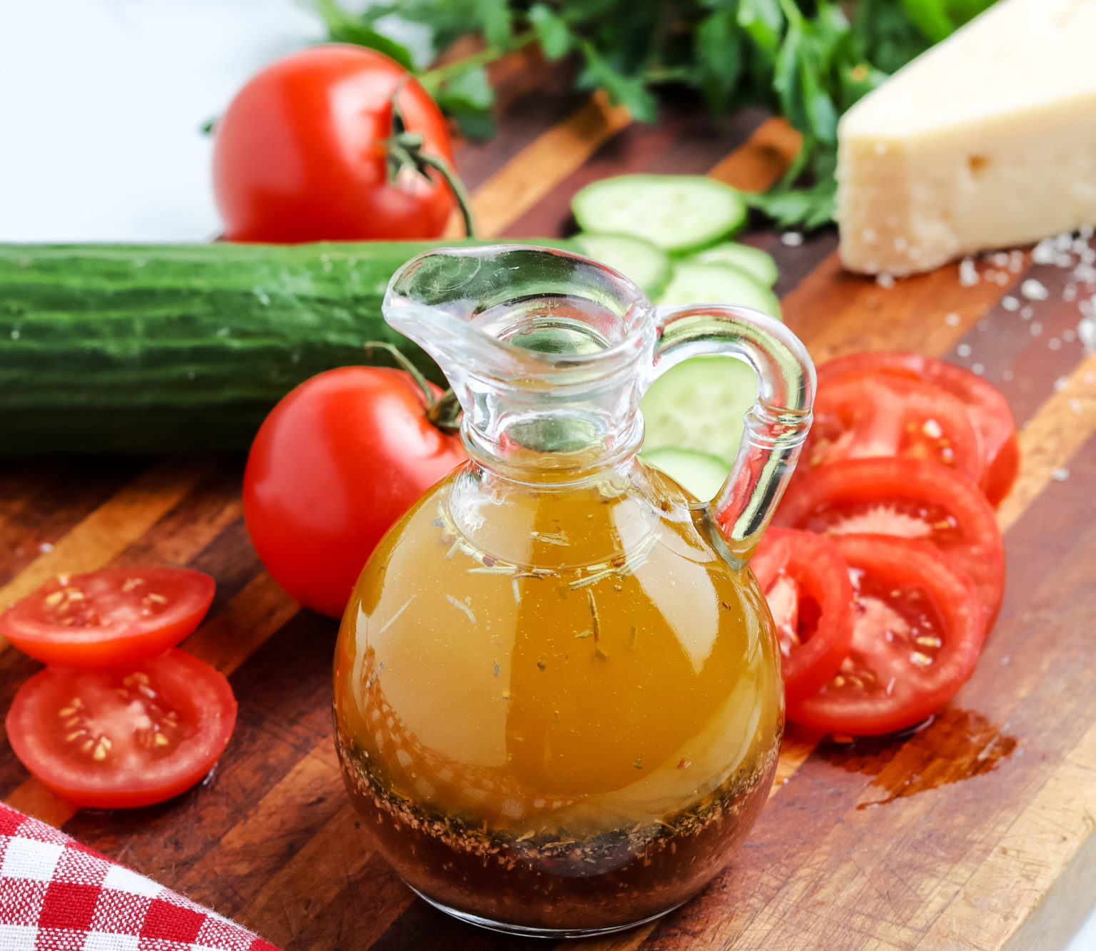 How to Make Homemade Italian Dressing - Mommy Hates Cooking