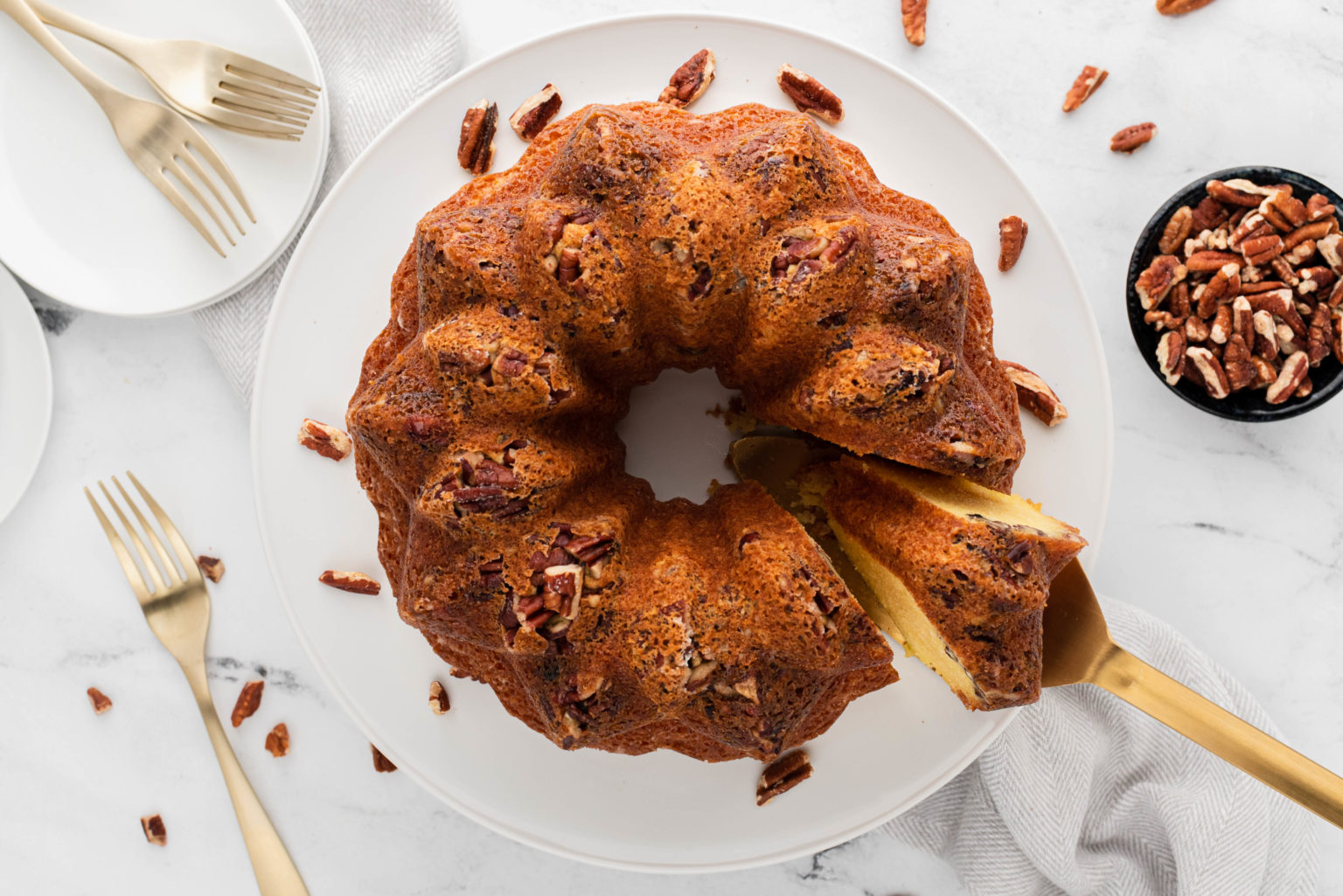 Gluten Free Pecan Rum Cake - Mommy Hates Cooking