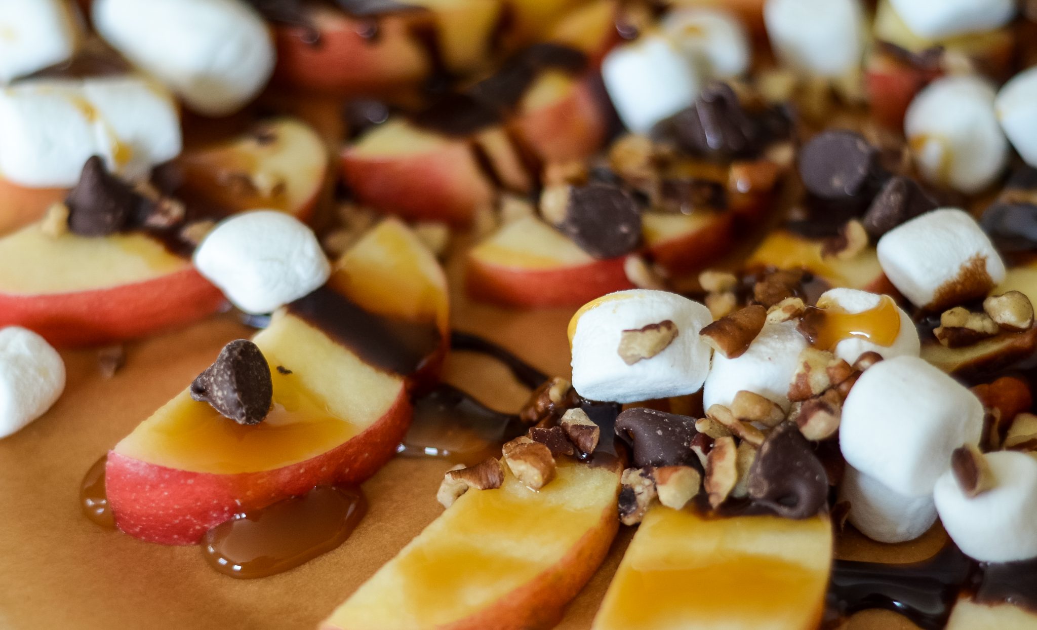 Classic Apple Nachos - Mommy Hates Cooking