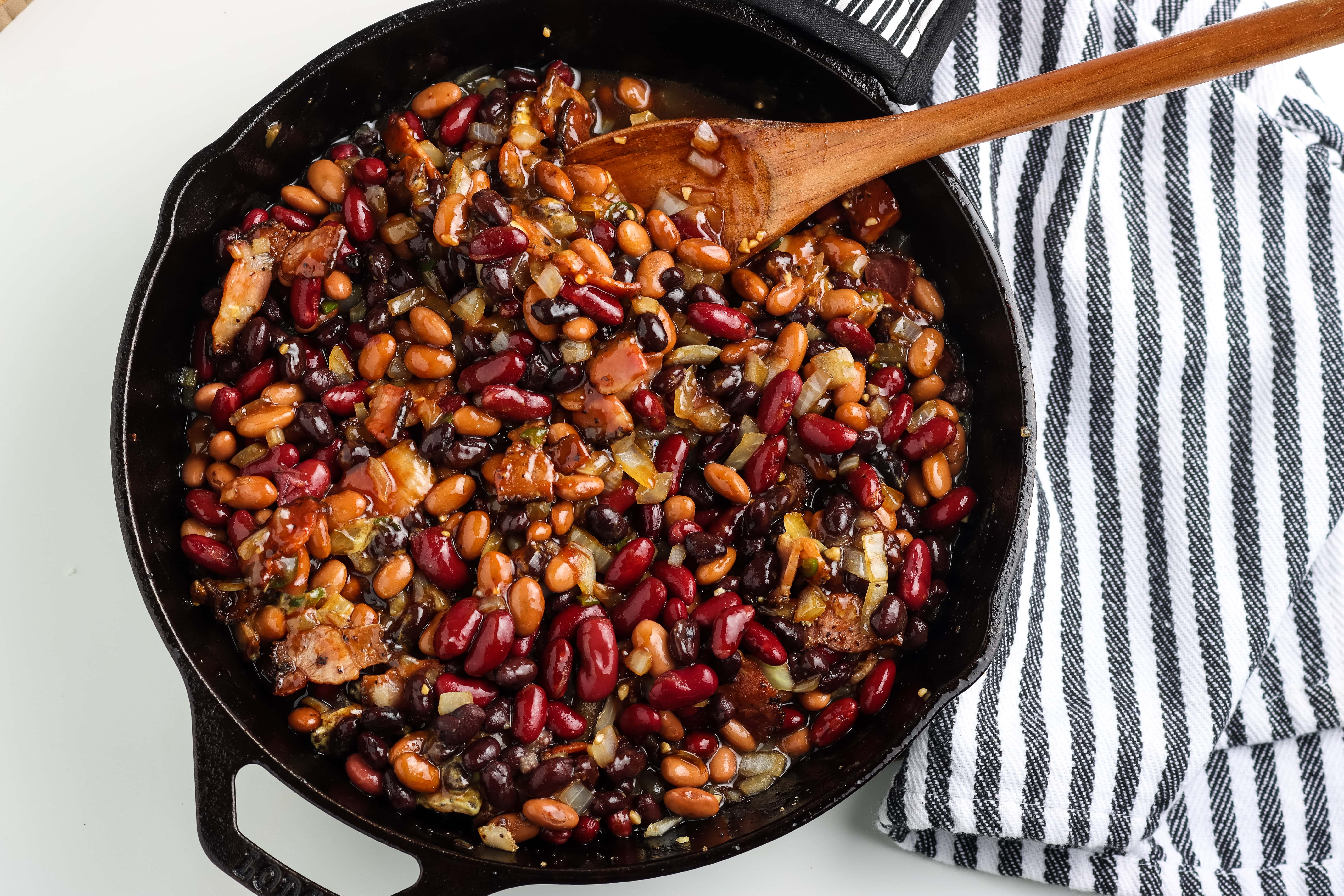 Smoked Baked Beans (Pellet Grill) - Mommy Hates Cooking