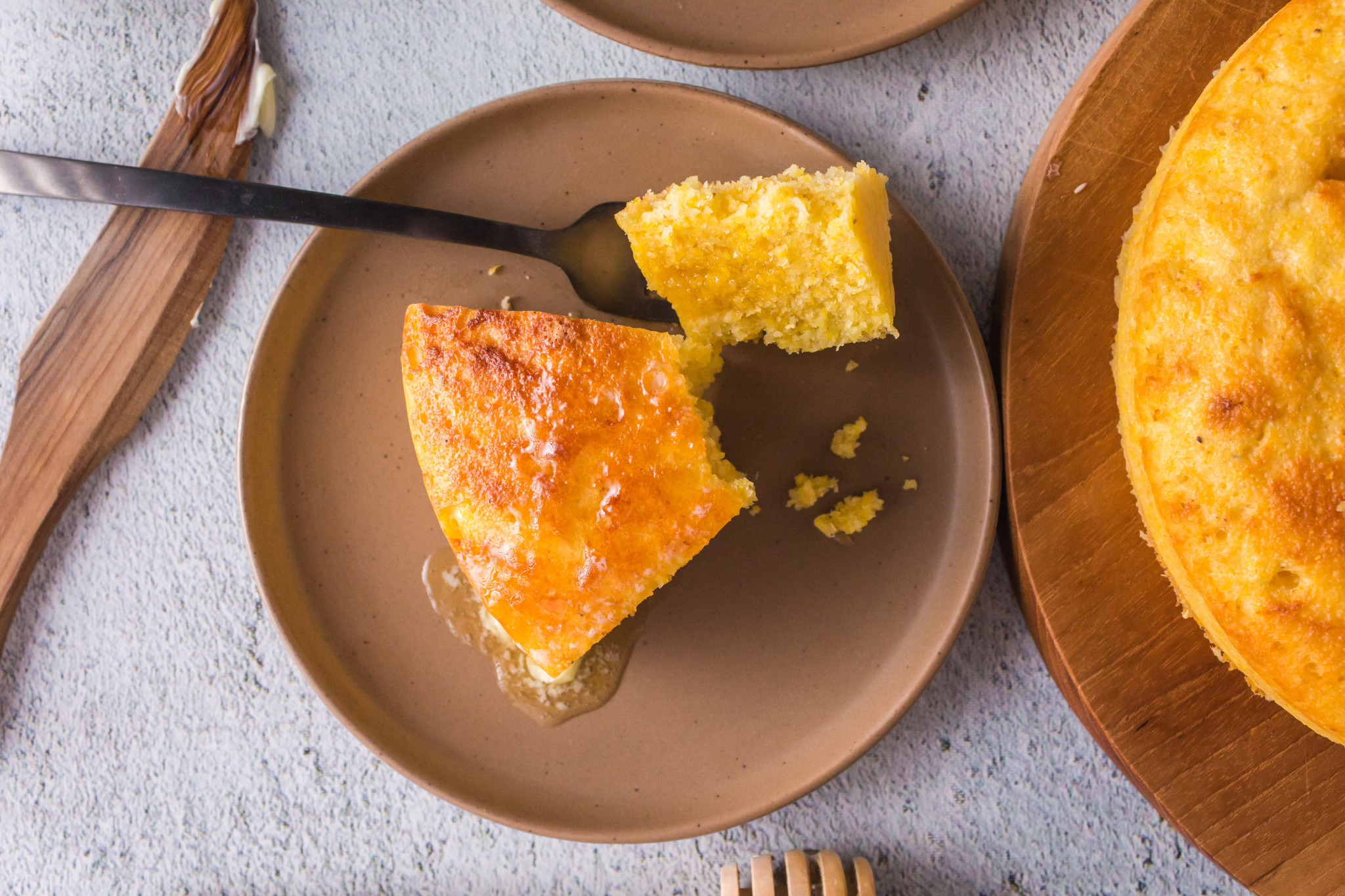 Ninja Foodi Cornbread (Gluten-Free Optional) - Mommy Hates Cooking