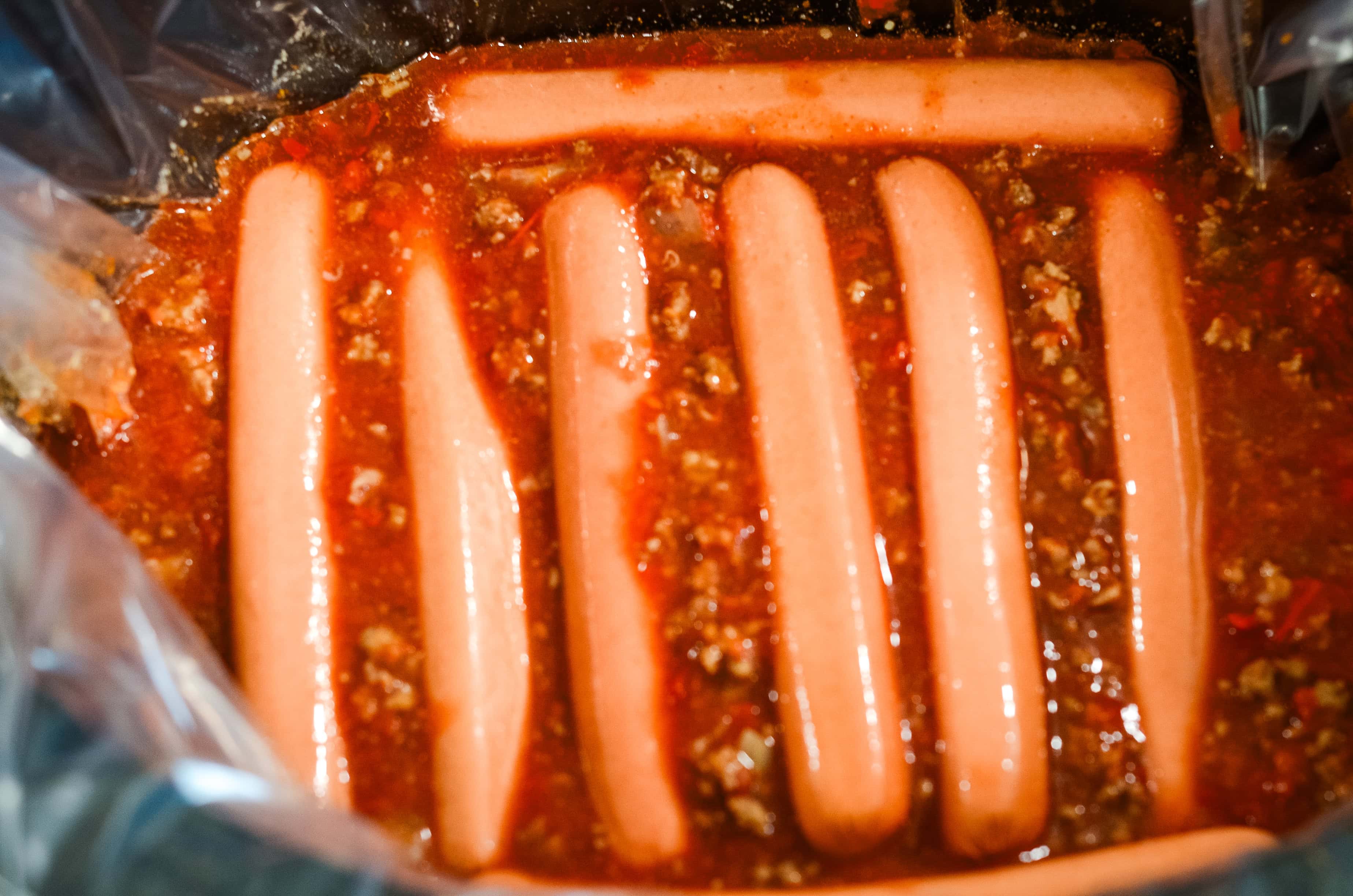 Slow Cooker Chili Dogs - Mommy Hates Cooking